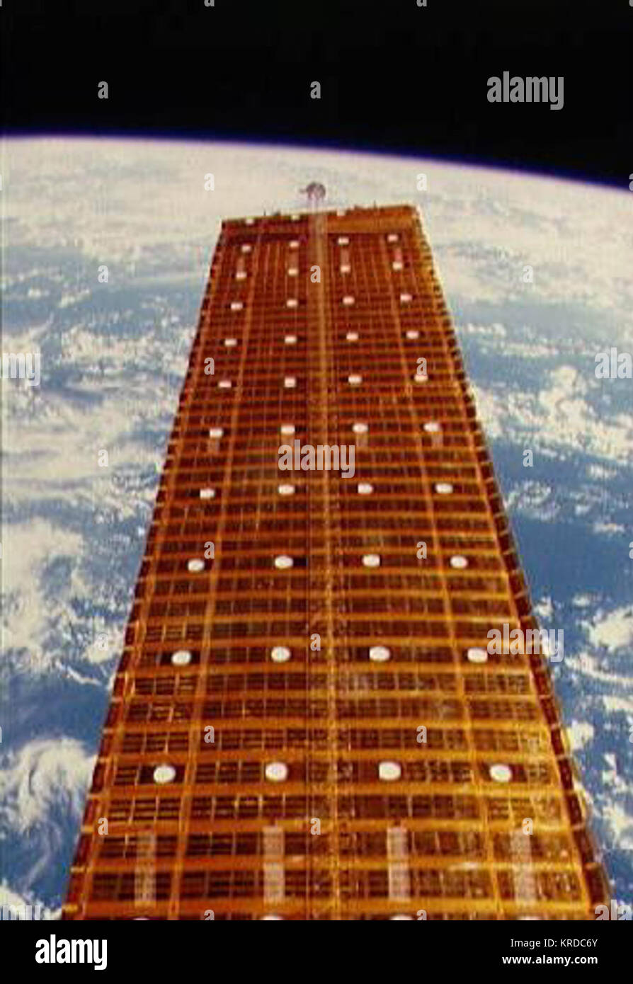 Sts 41d hi-res stock photography and images - Alamy