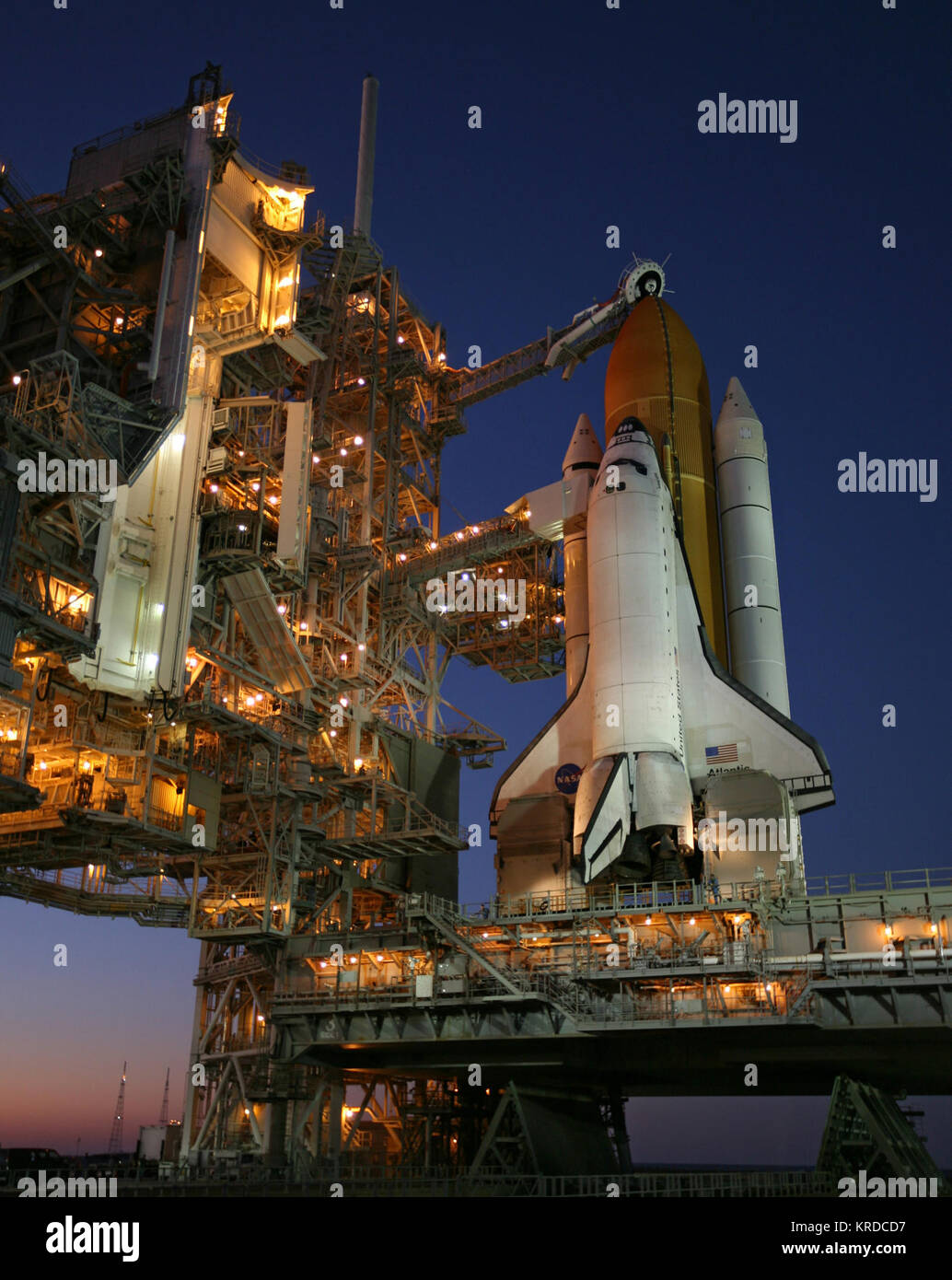 Atlantis shuttle start hi-res stock photography and images - Alamy