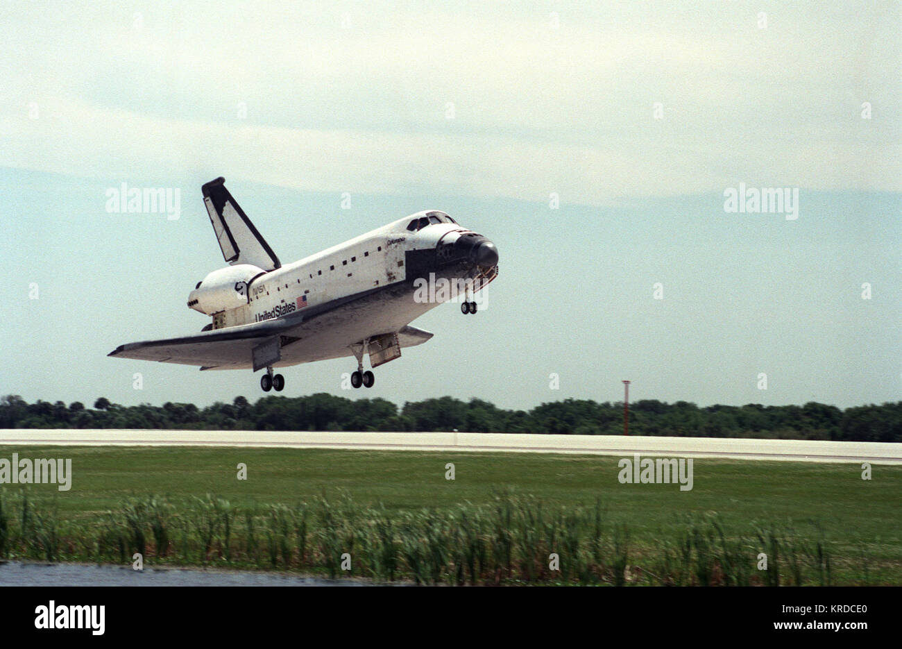 Sts 83 astronaut hi-res stock photography and images - Alamy
