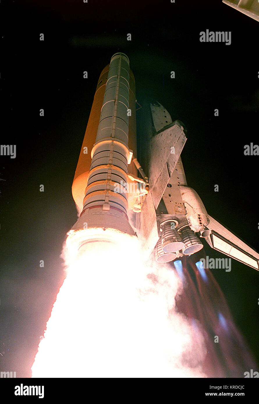 STS-92 launch close-up Stock Photo - Alamy