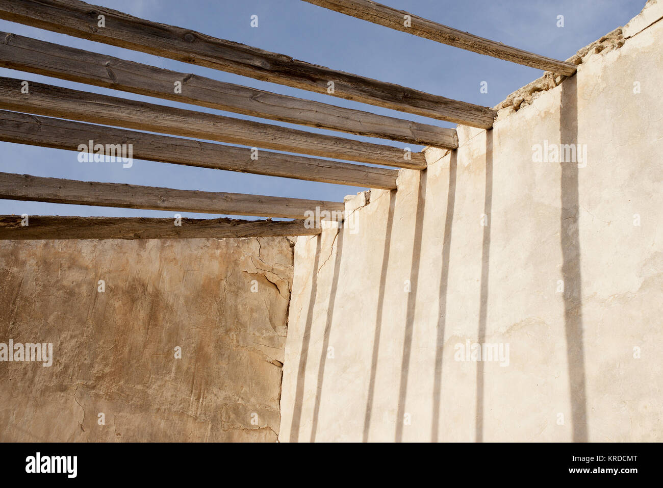 Detail of a wall showing texture, sunlight and shadows Stock Photo - Alamy