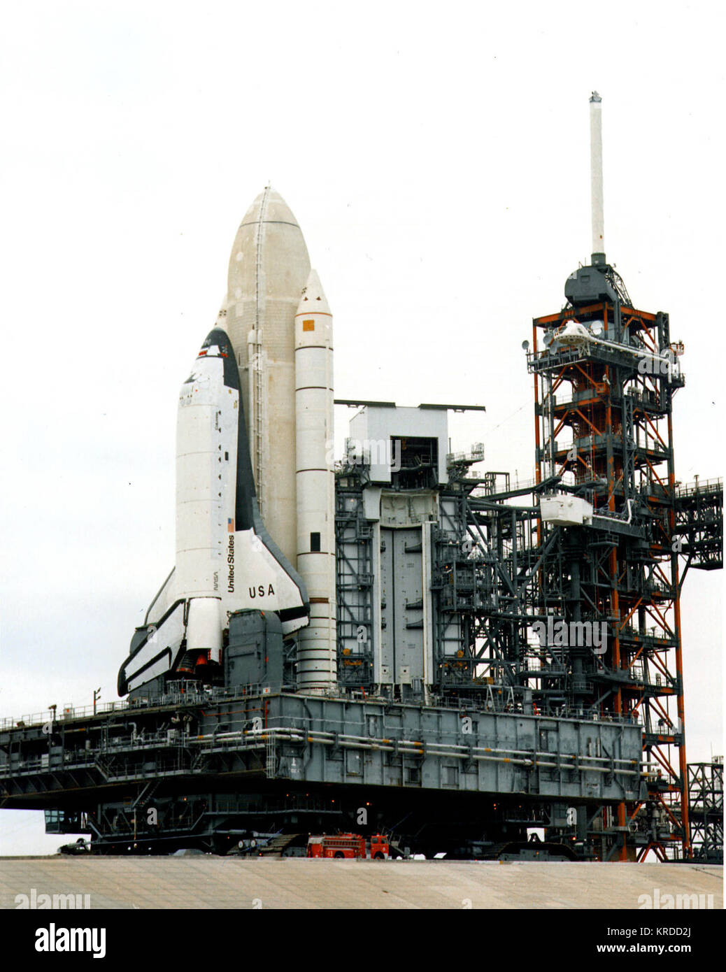 Space shuttle crawler hi-res stock photography and images - Alamy