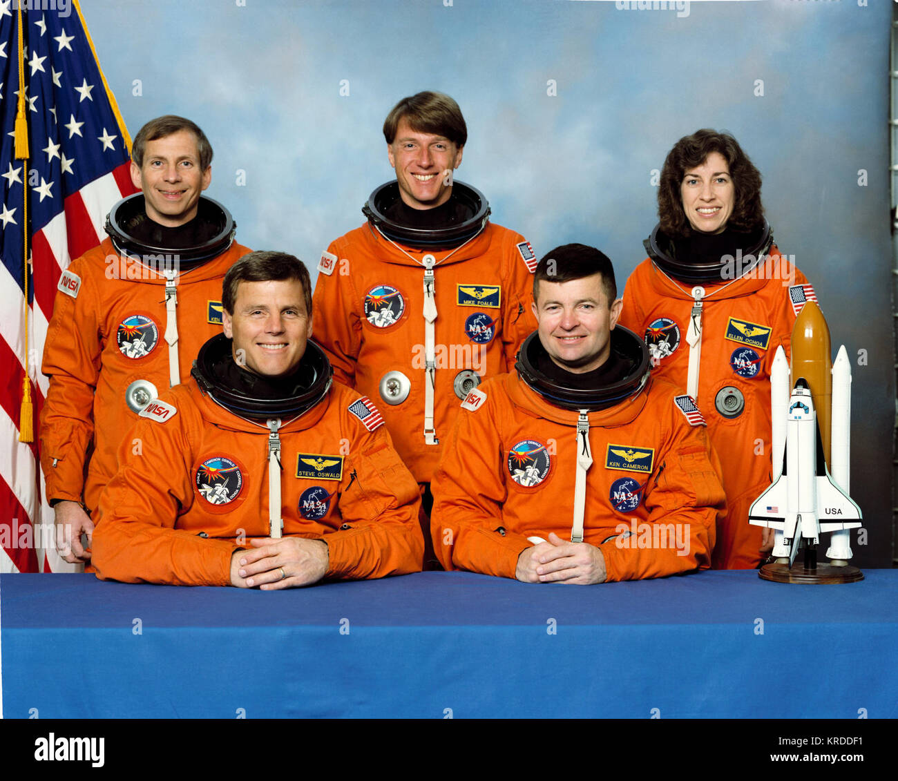 Sts 56 hi-res stock photography and images - Alamy