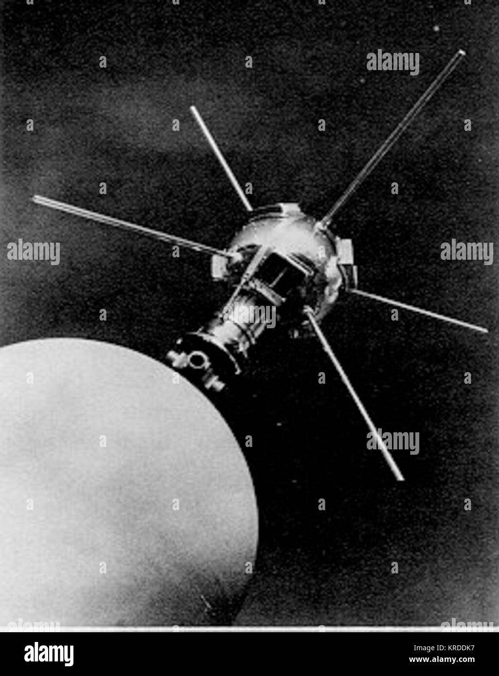 Nasa satellite television hi-res stock photography and images - Alamy