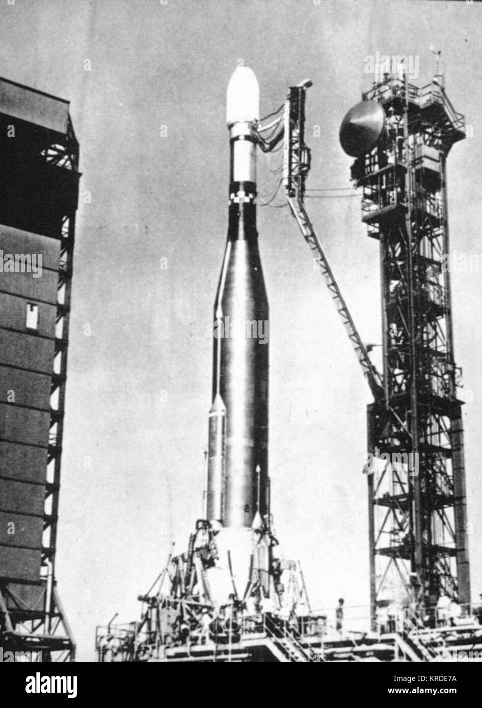 Mariner 4 prelaunch Stock Photo - Alamy