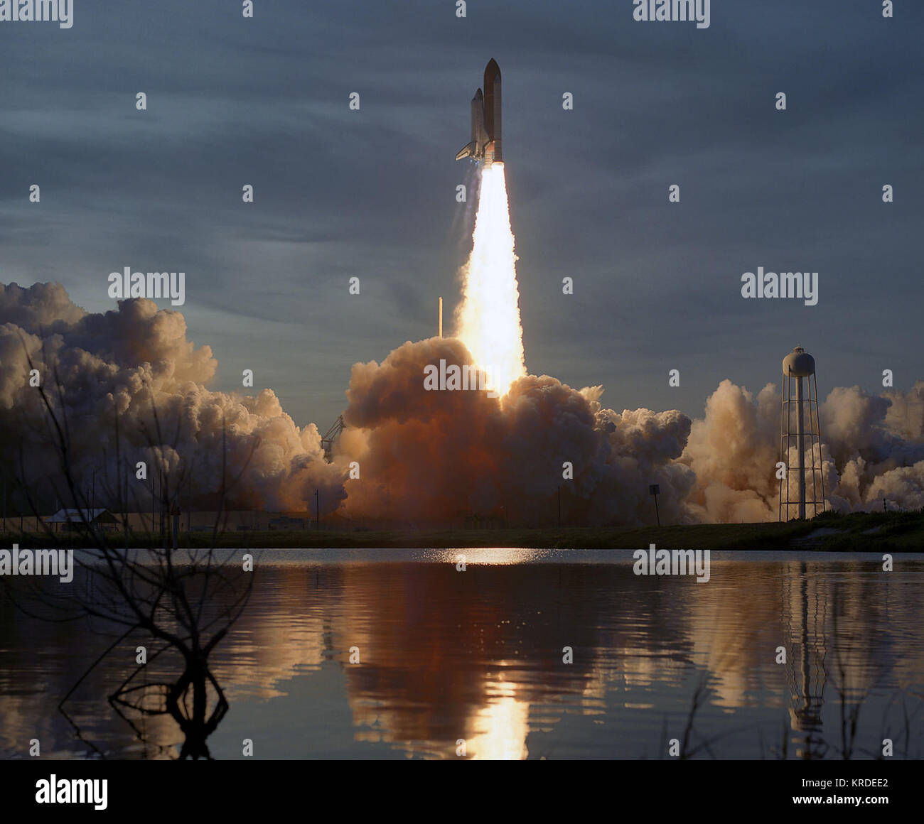 Sts 91 hi-res stock photography and images - Alamy