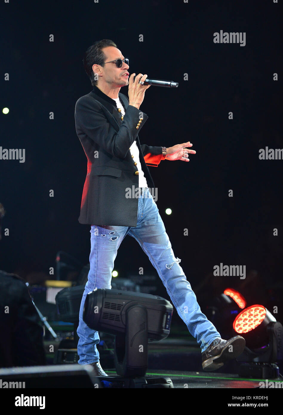Marc Anthony performing onstage during his 'Full Circle Tour' at ...