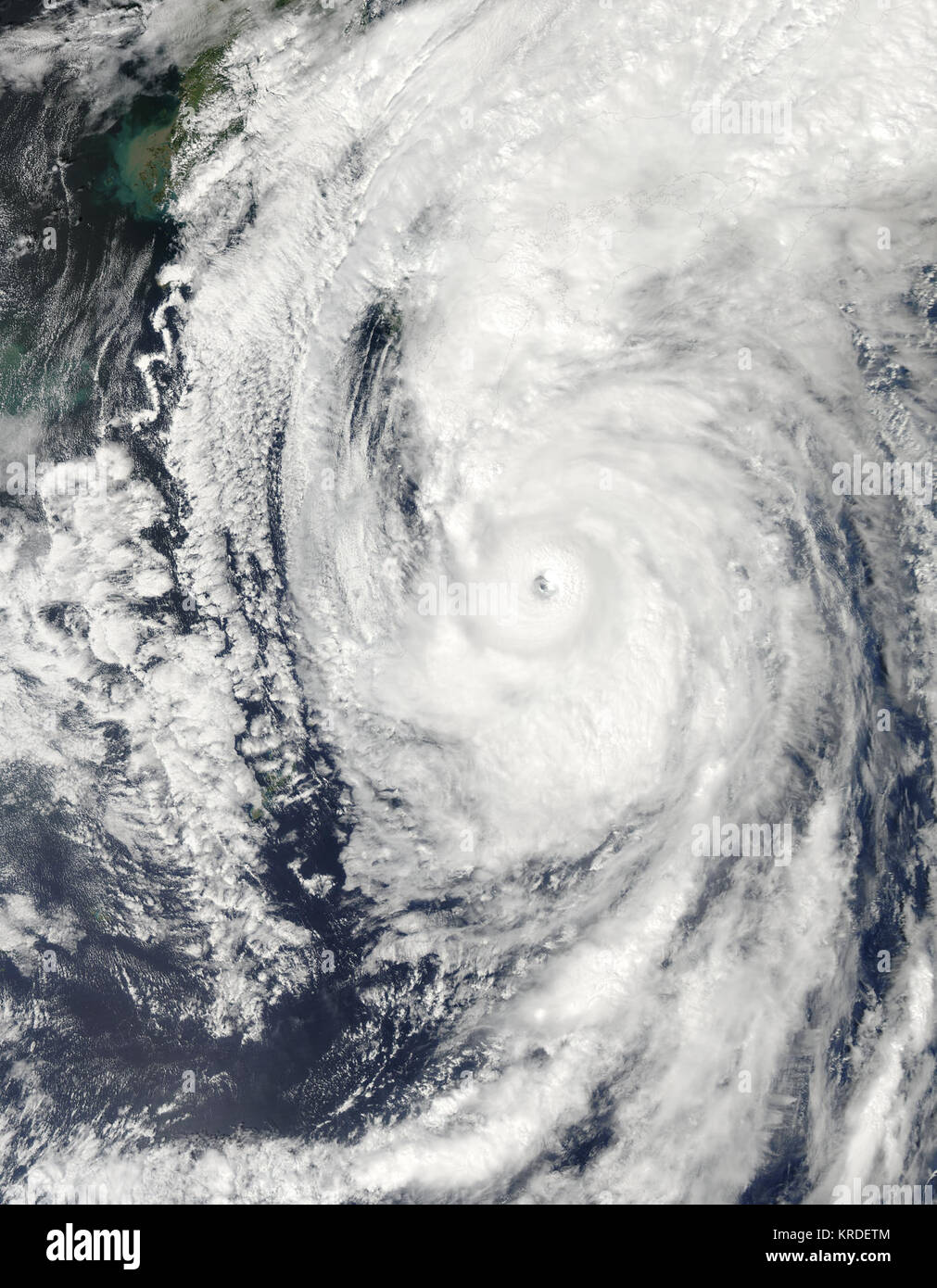 Roke hi-res stock photography and images - Alamy