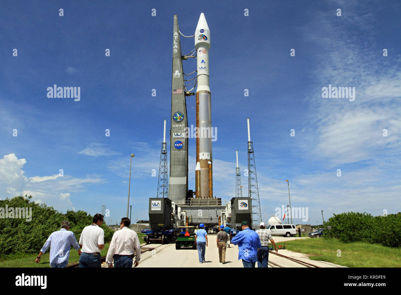 Atlas v 401 rocket hi-res stock photography and images - Alamy