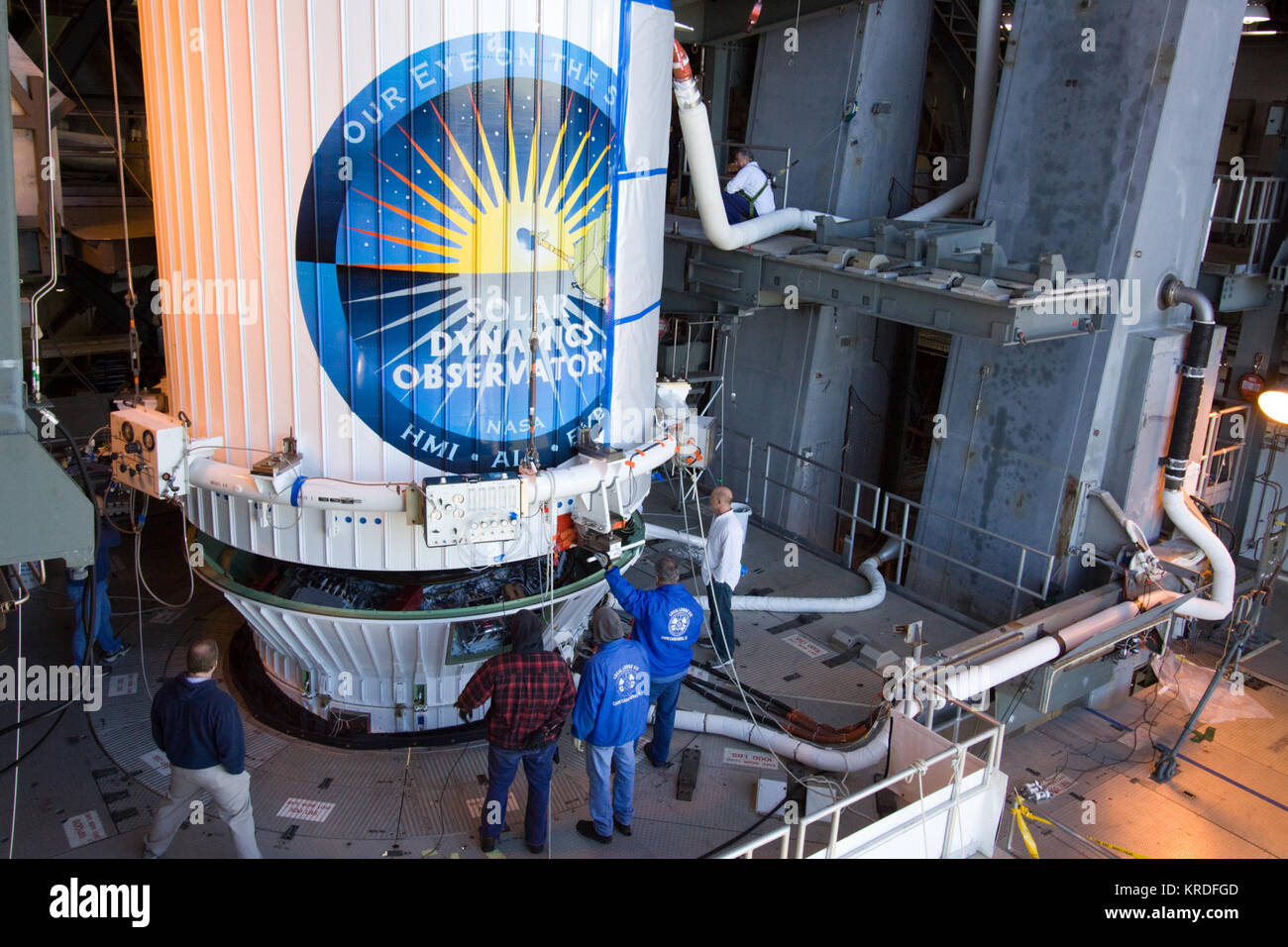 Atlas v payload fairing hi-res stock photography and images - Alamy