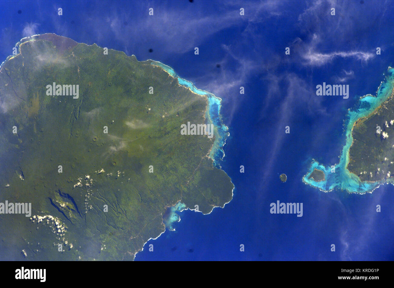 WESTERN SAMOA, SAVAII, UPOLU ISS012-E-23598 NASA-Savai'i east end ...