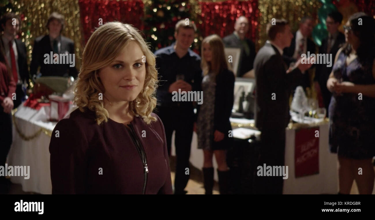 CHRISTMAS INHERITANCE, Eliza Taylor, 2017. © Netflix /Courtesy Everett ...