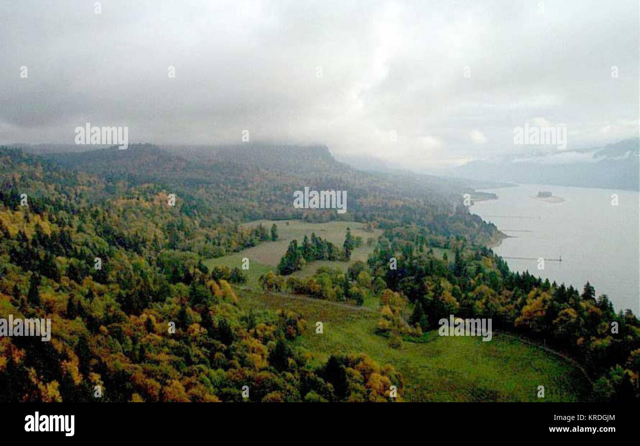 Columbia River Gorge landscape Stock Photo - Alamy
