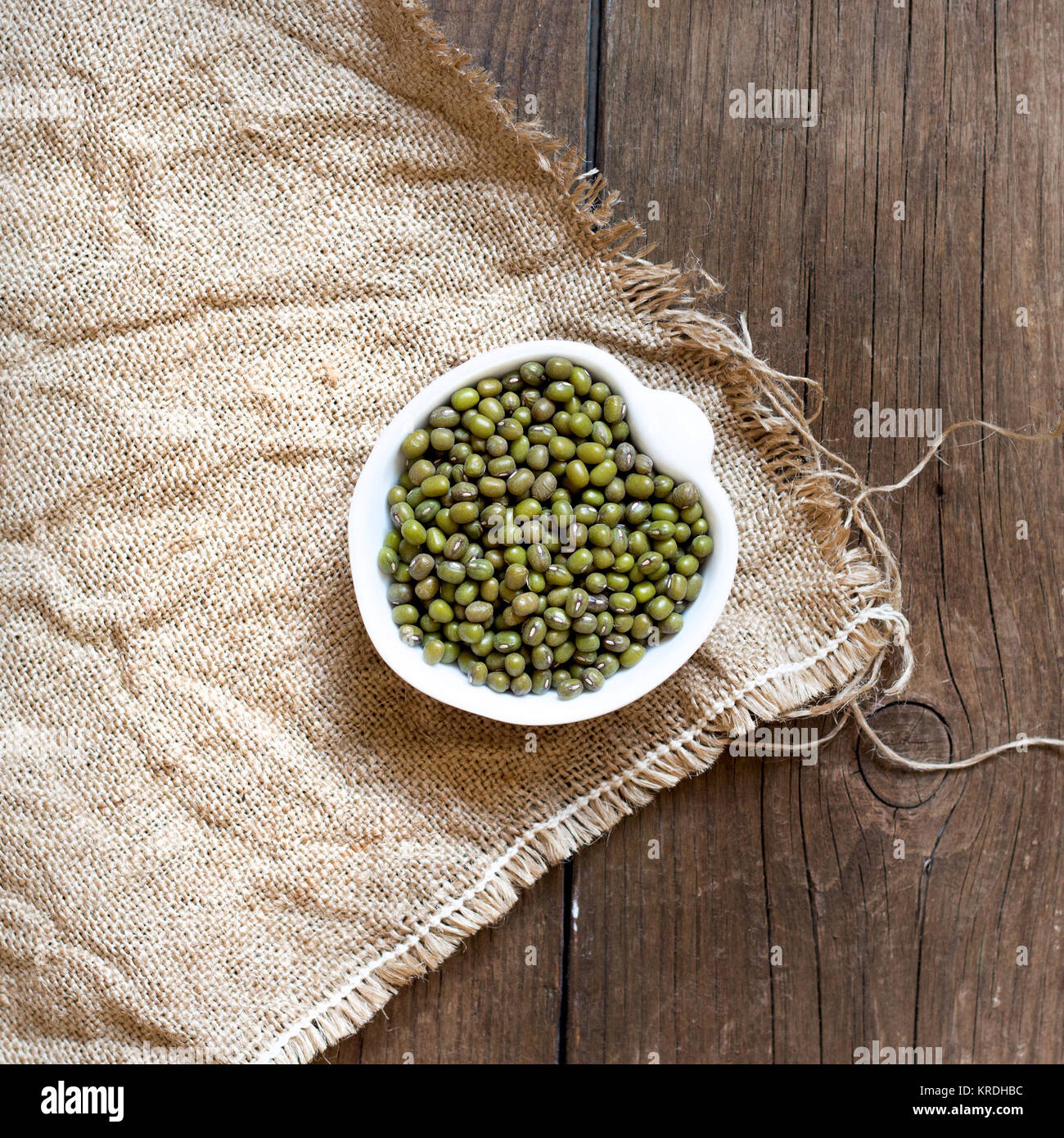 Raw Organic mung beans Stock Photo - Alamy