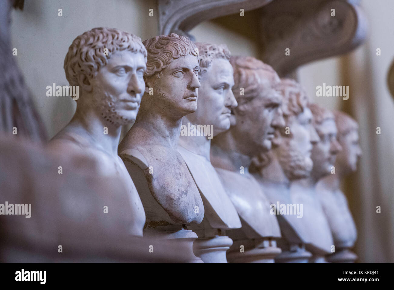 Famous antique statues of rome hi-res stock photography and images - Alamy