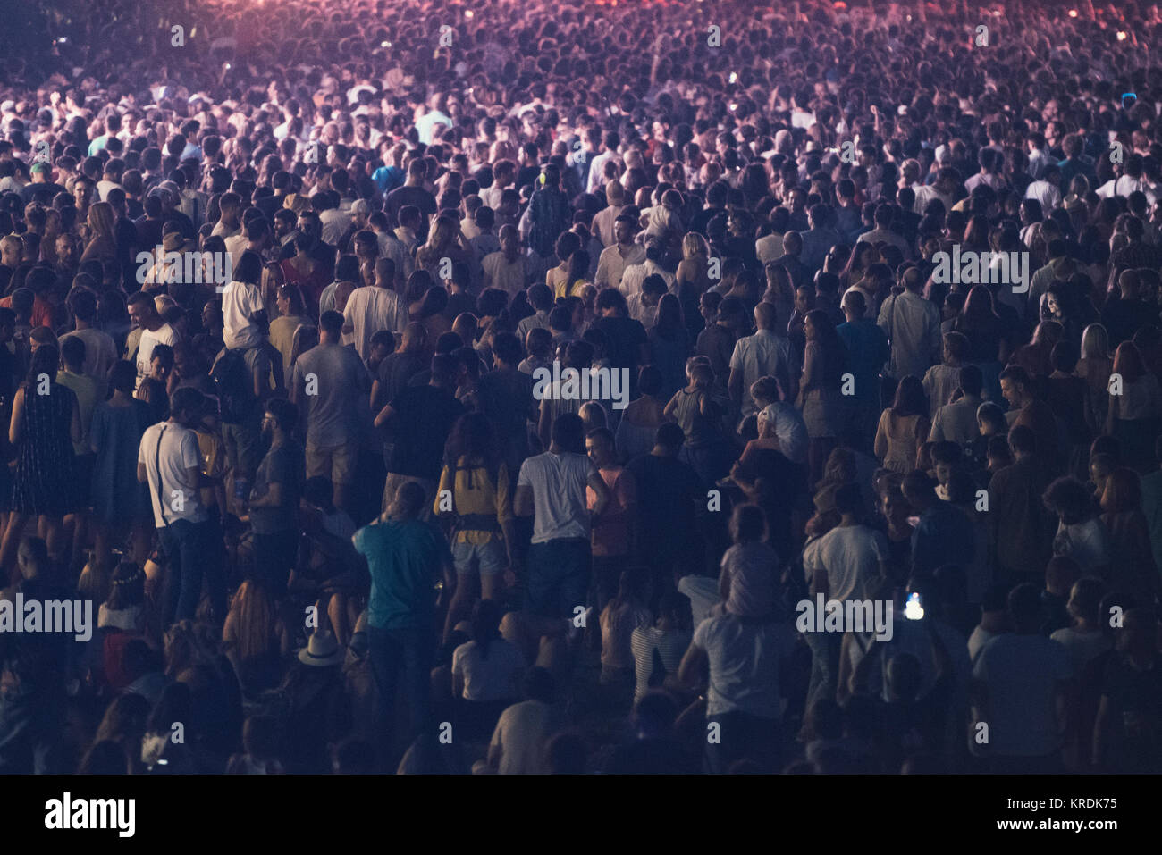 People crowd at a concert Stock Photo - Alamy