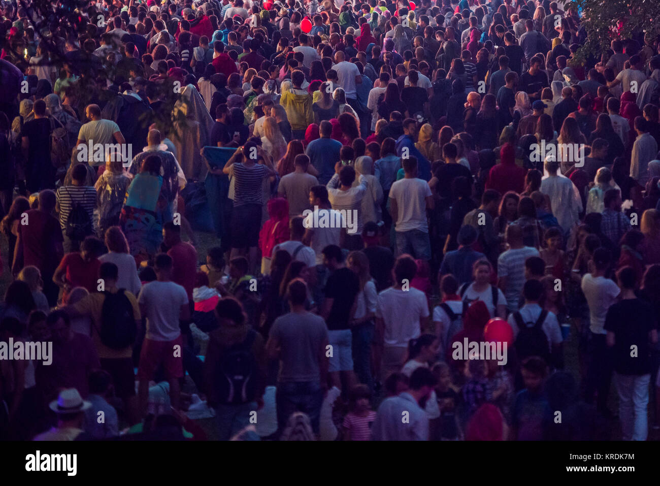 People crowd at a concert Stock Photo - Alamy