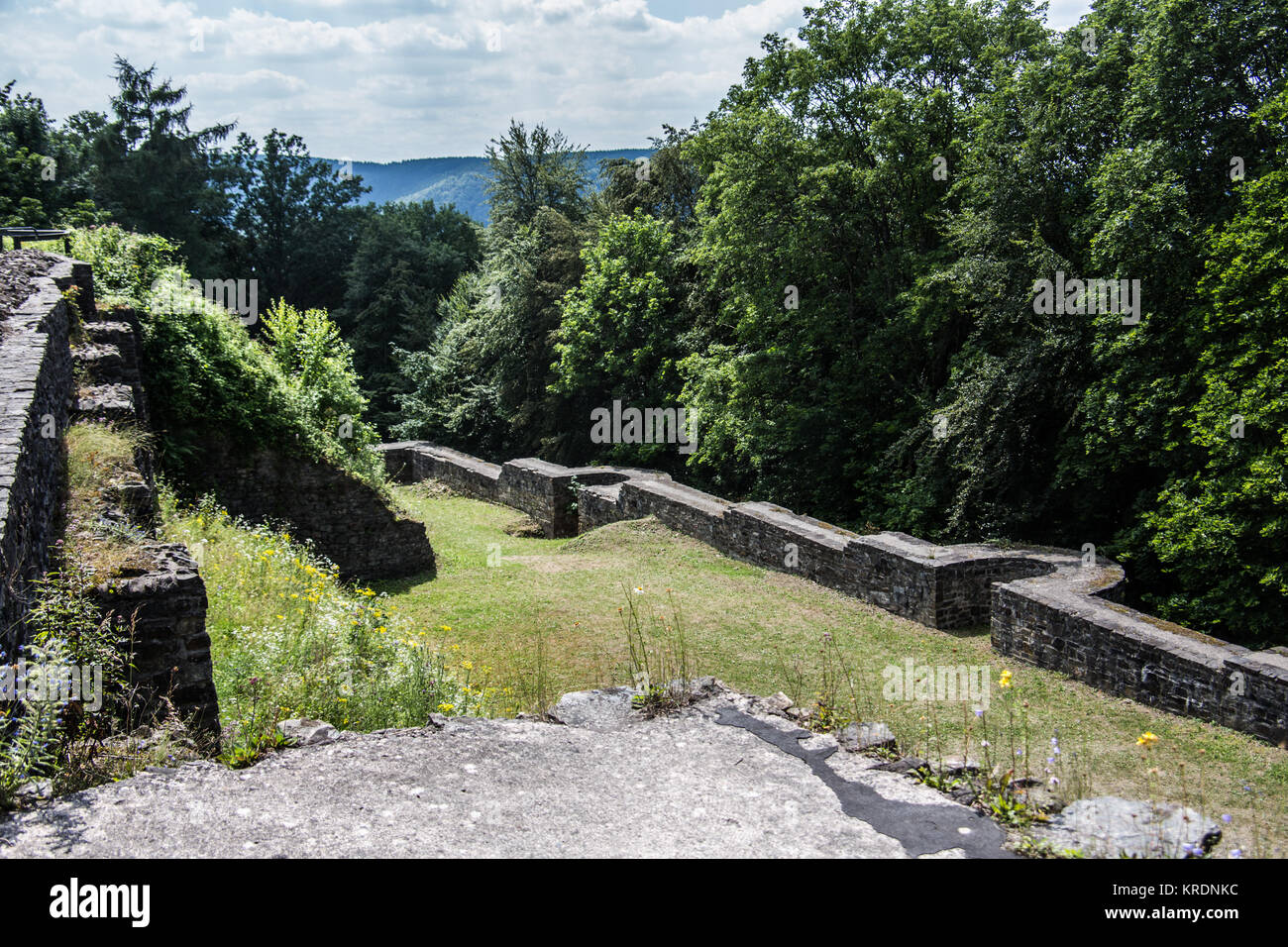 Burgruine windeck hi-res stock photography and images - Alamy