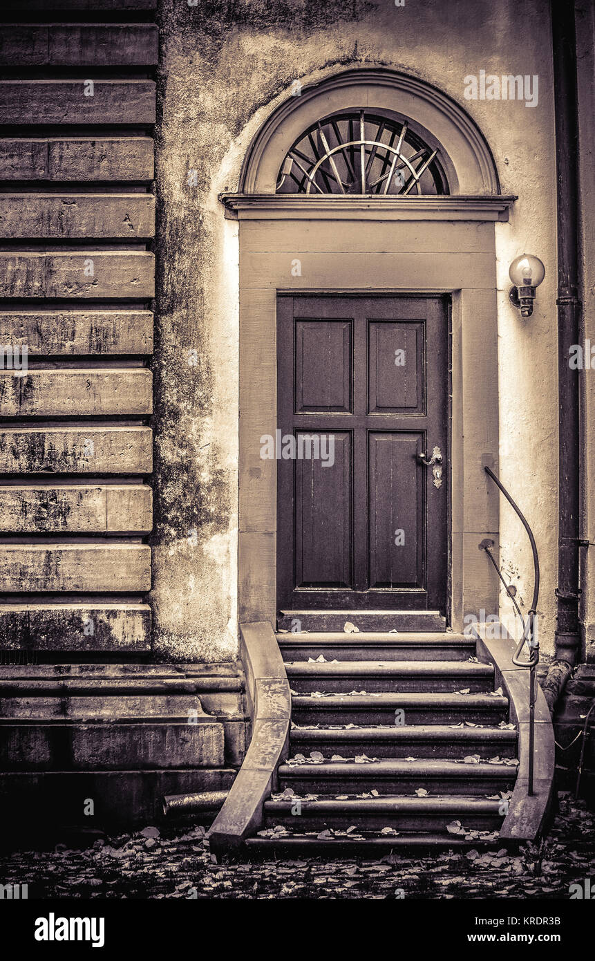 Retro staircases hi-res stock photography and images - Alamy