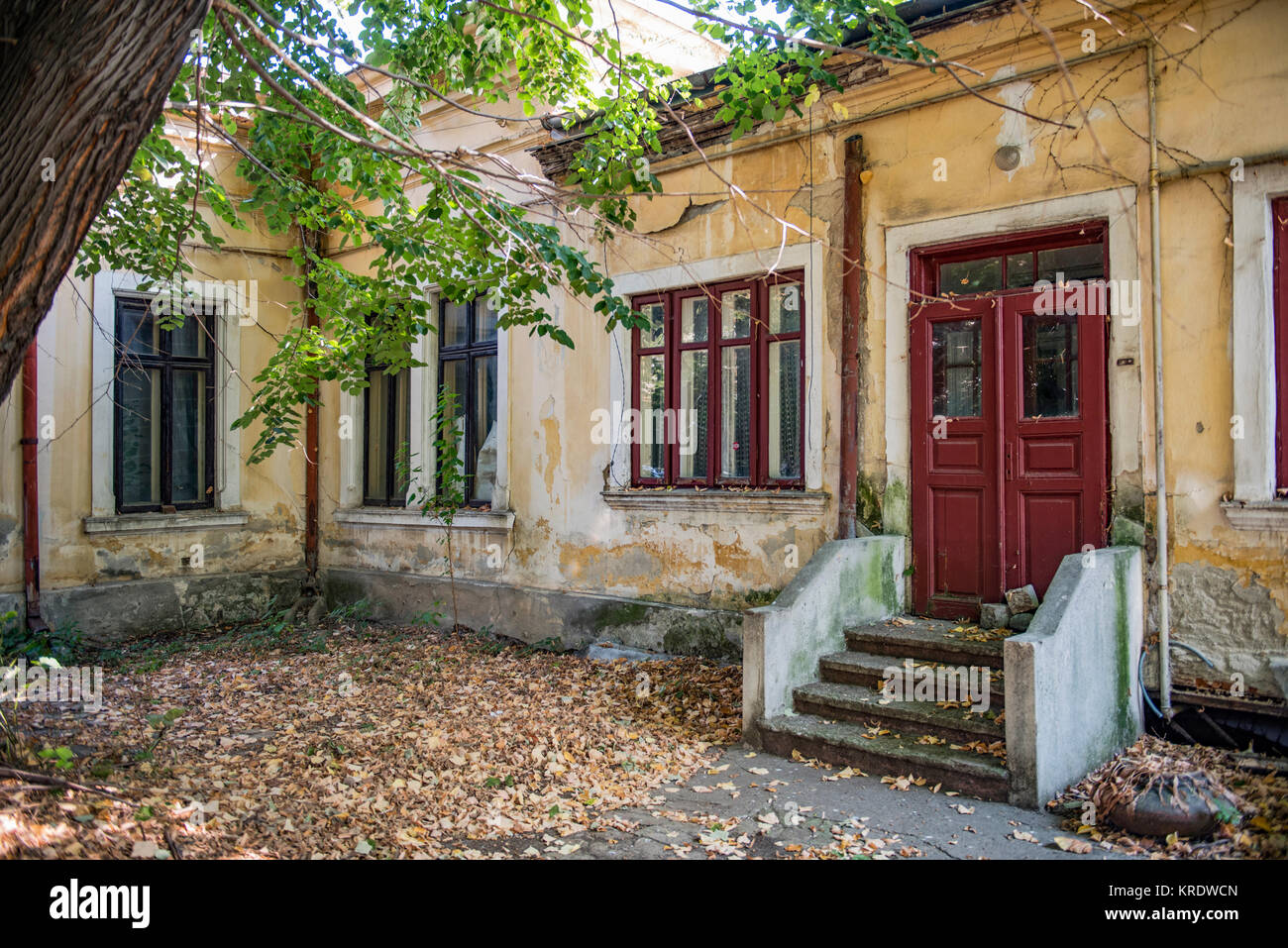 Old house with beautiful architecture in an autumn day Stock Photo - Alamy