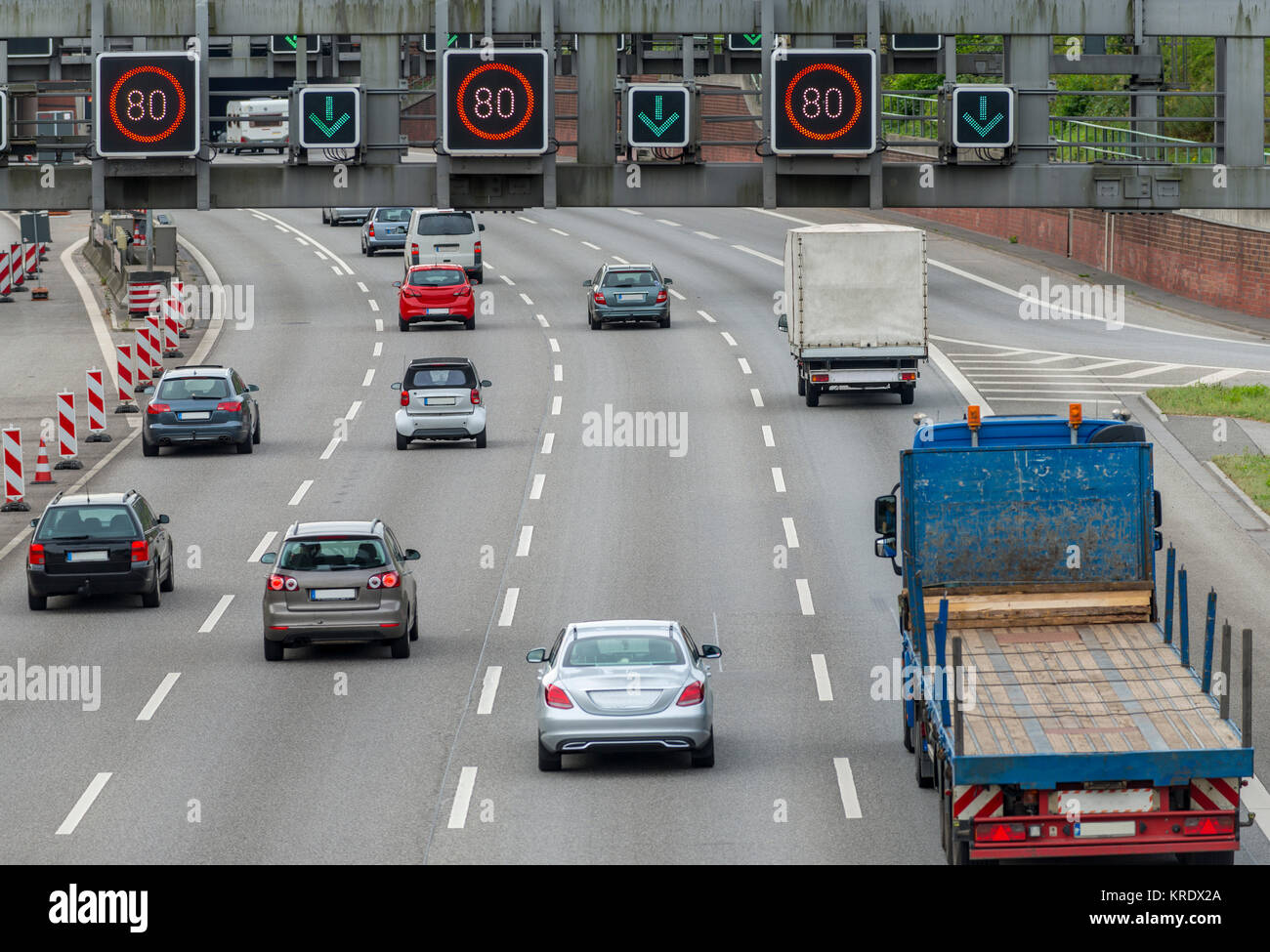 Autobahn in Hamburg, Deutschland Stock Photo - Alamy