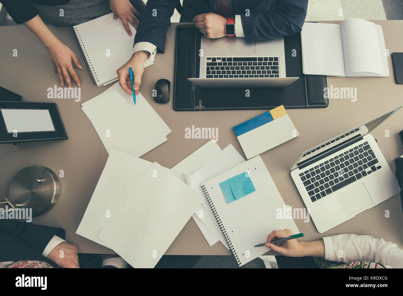 Digital working hi-res stock photography and images - Alamy