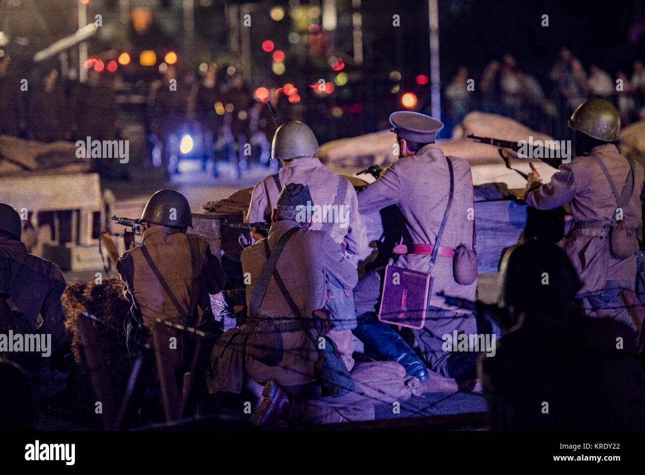 Soldiers in battle Stock Photo - Alamy