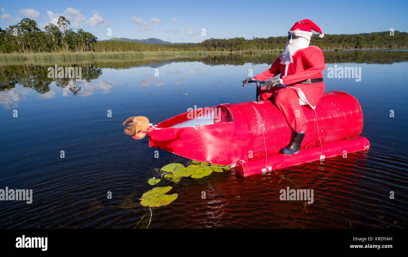 Santa claus mannequin hi-res stock photography and images - Alamy
