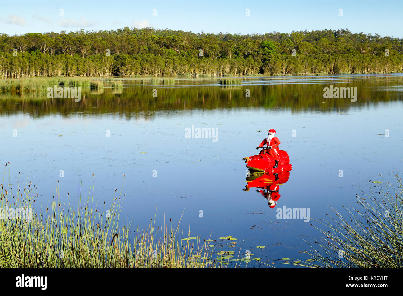 Santa claus mannequin hi-res stock photography and images - Alamy