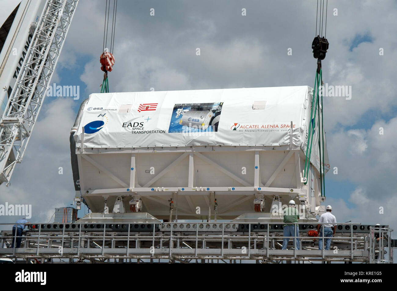 Columbus laboratory will be lifted onto a truck Stock Photo - Alamy