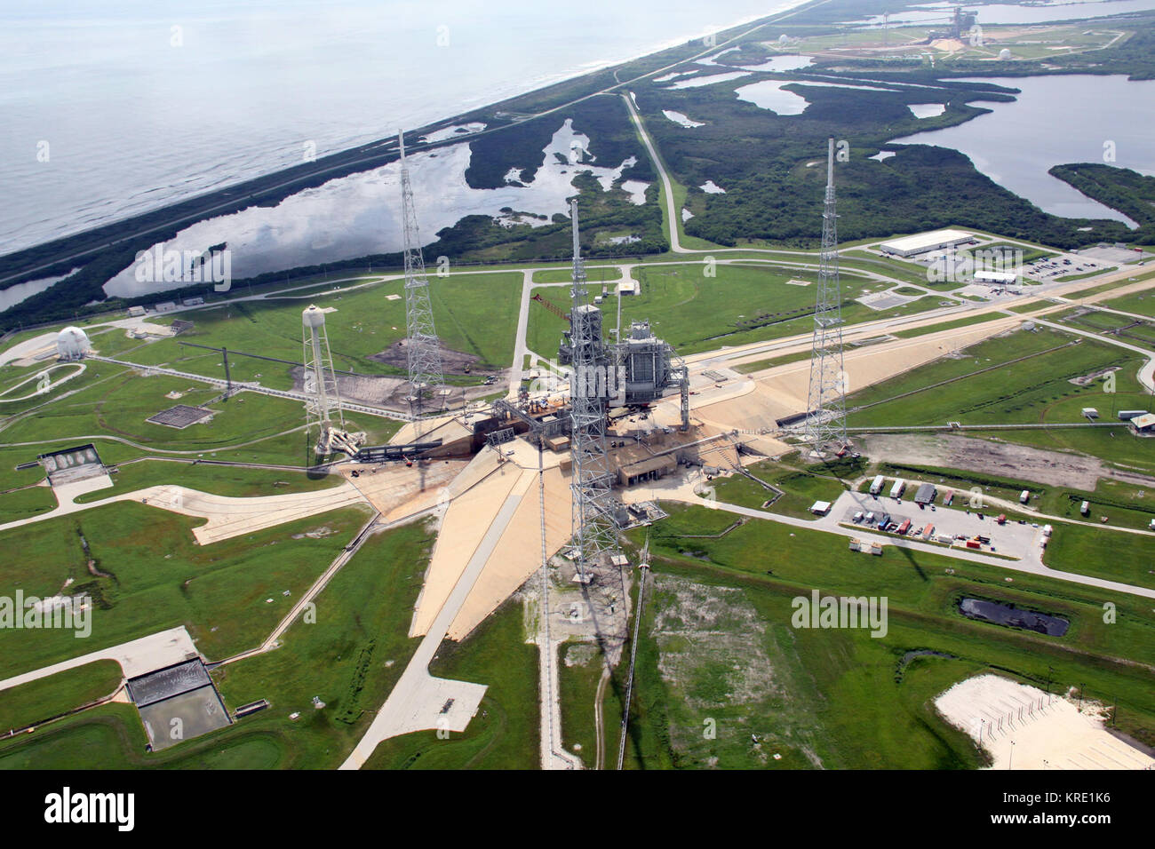 Constellation Launch Pad 39B Stock Photo - Alamy