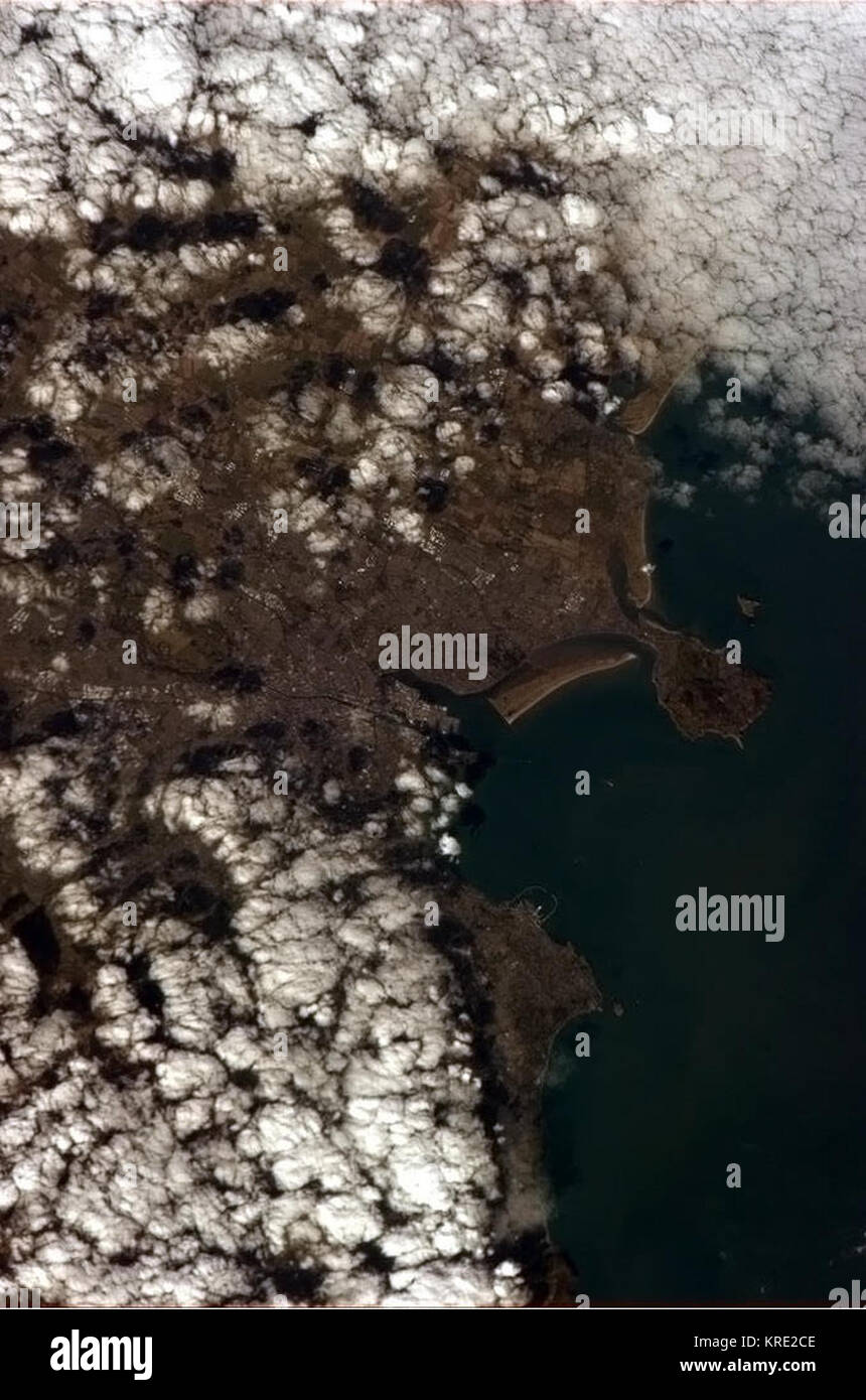 Ireland international space station hi-res stock photography and images ...