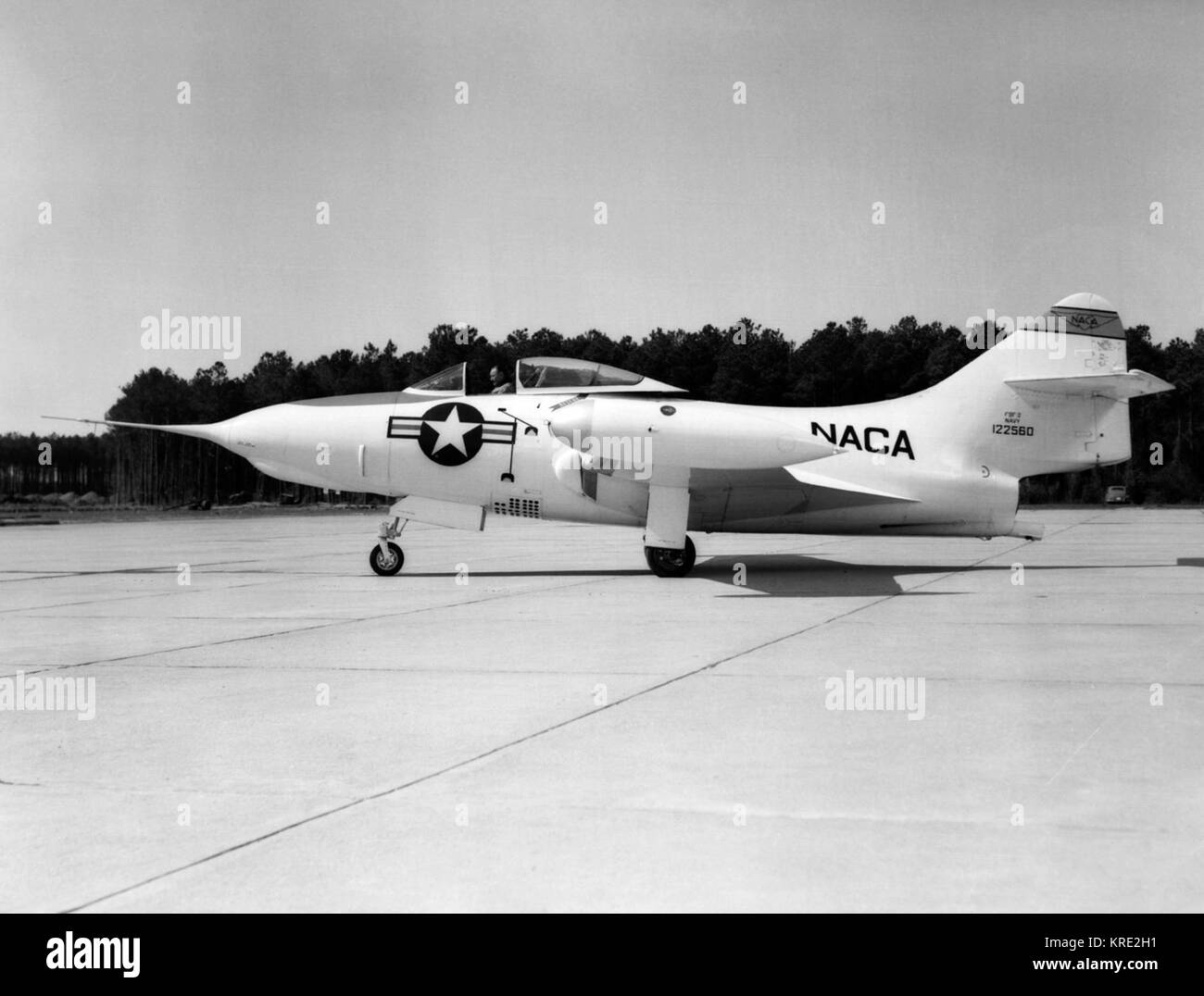 F9f panther hi-res stock photography and images - Alamy