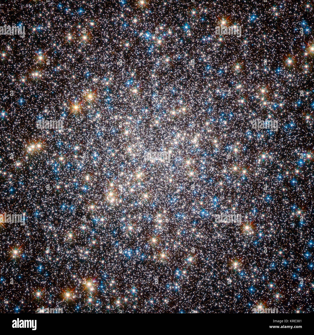 Heart of M13 Hercules Globular Cluster Stock Photo - Alamy