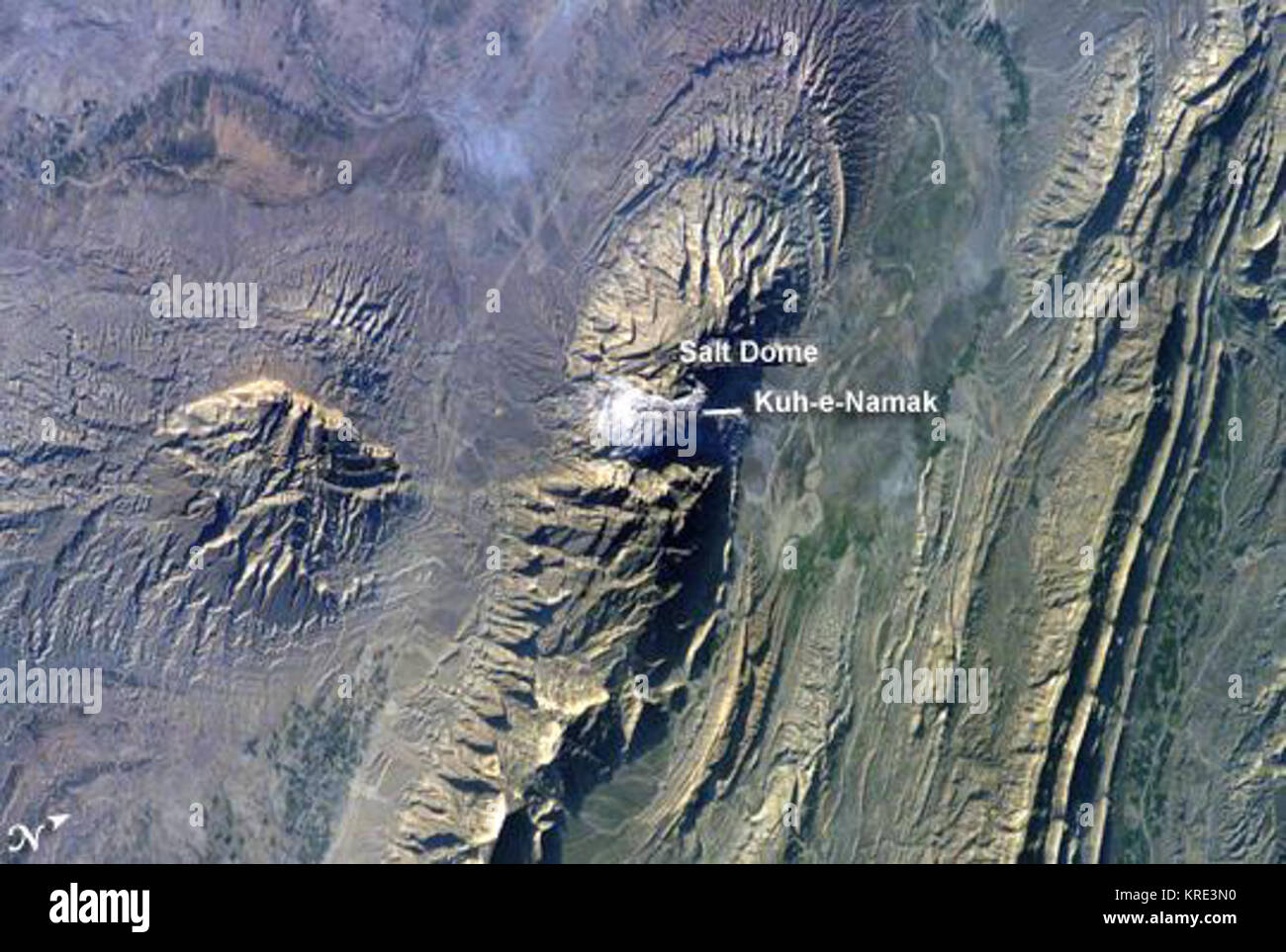 Jashak salt dome in zagros mountains iran hi-res stock photography and ...