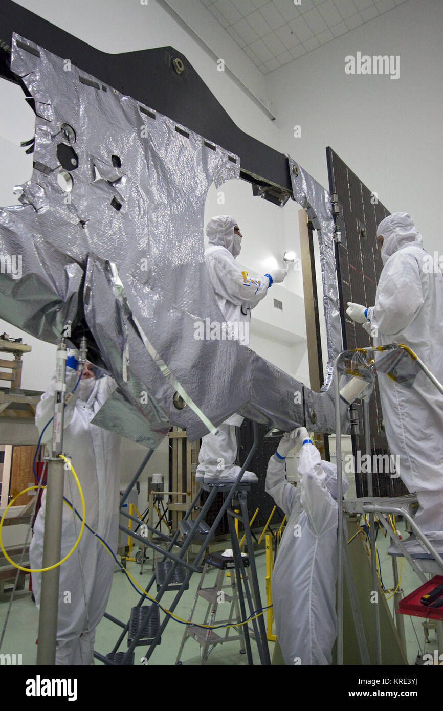 Magnetometer boom hi-res stock photography and images - Alamy