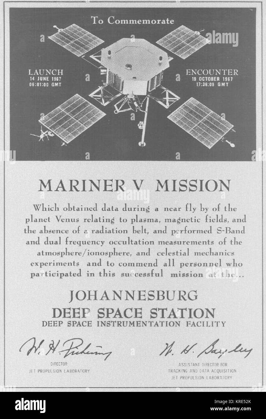 Mariner 5 plaque Stock Photo - Alamy
