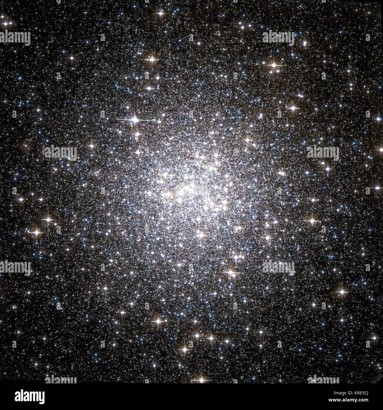 Messier 53 hi-res stock photography and images - Alamy