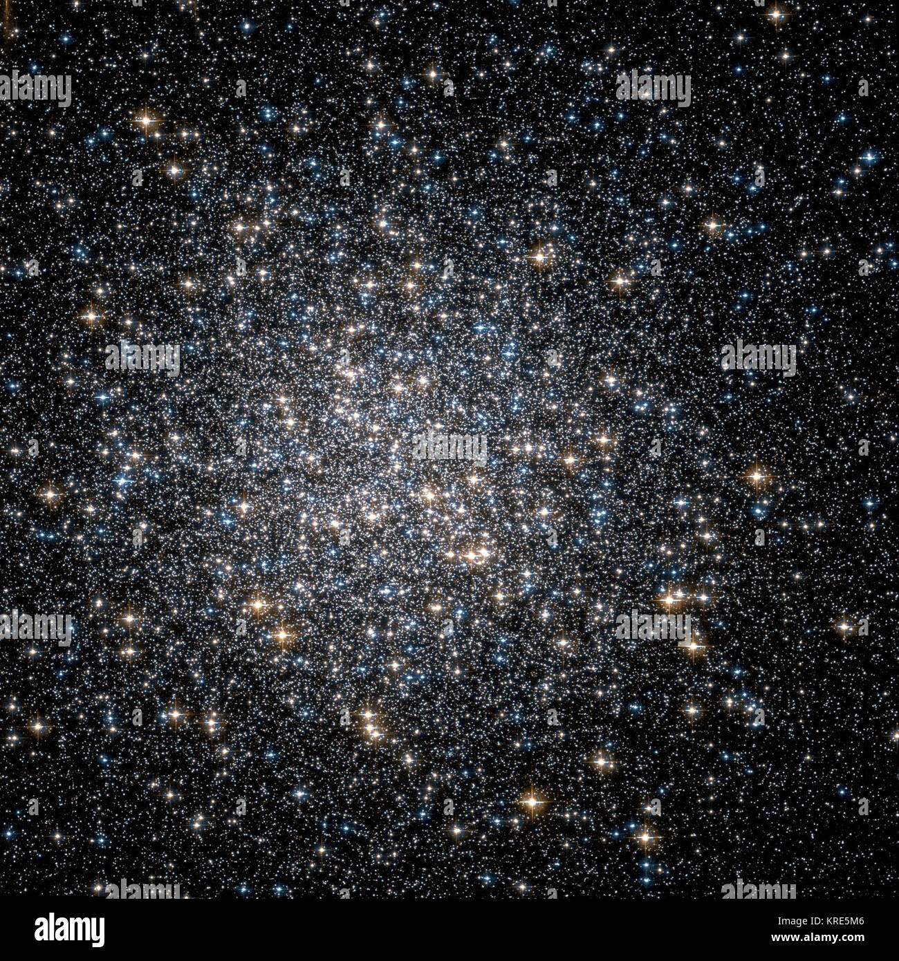 Messier 13 Hubble WikiSky Stock Photo - Alamy