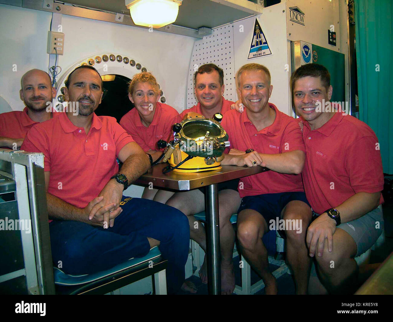 NEEMO 11 crew with hab techs Stock Photo - Alamy