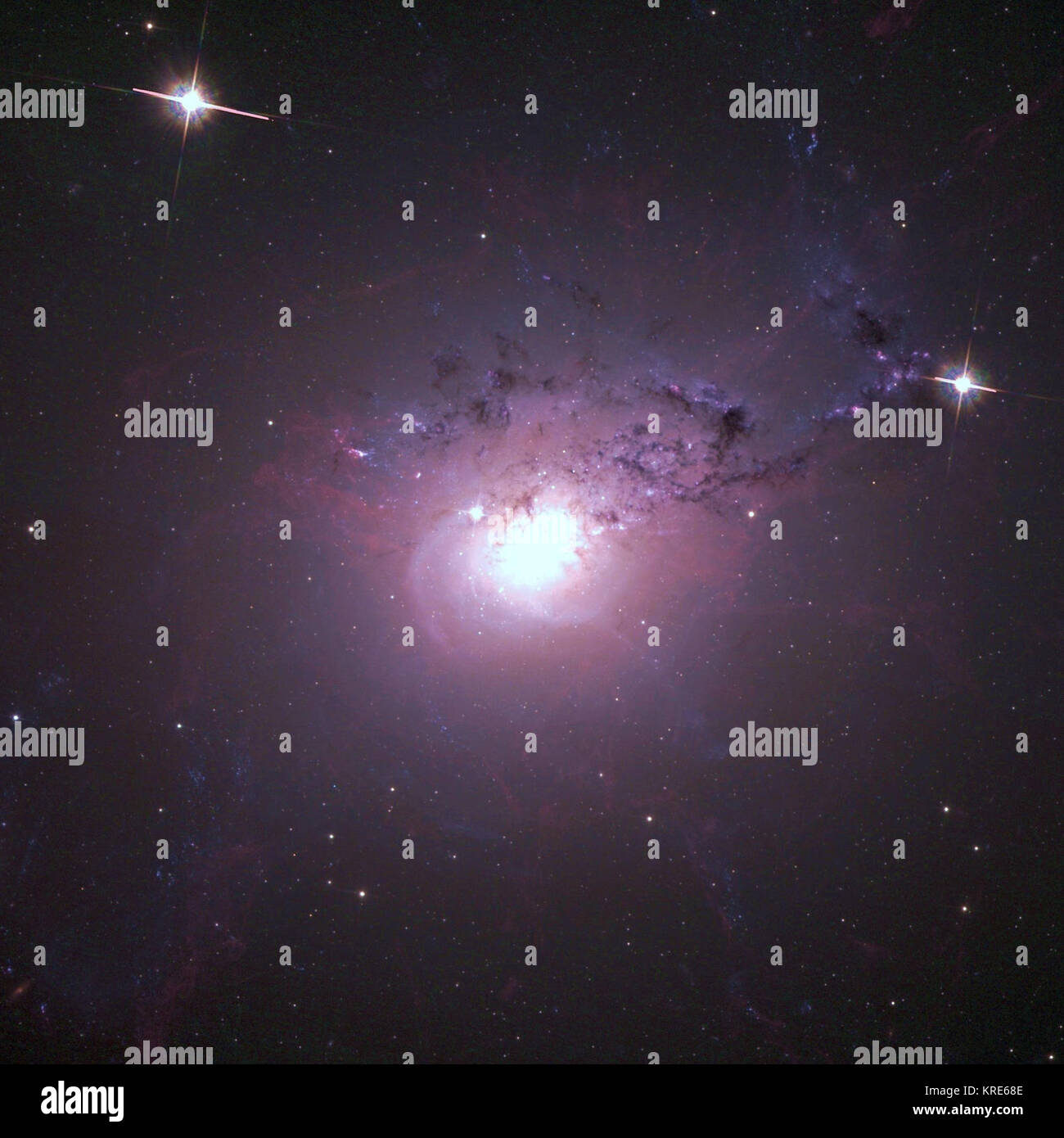 NGC 1275 Hubble WikiSky Stock Photo - Alamy