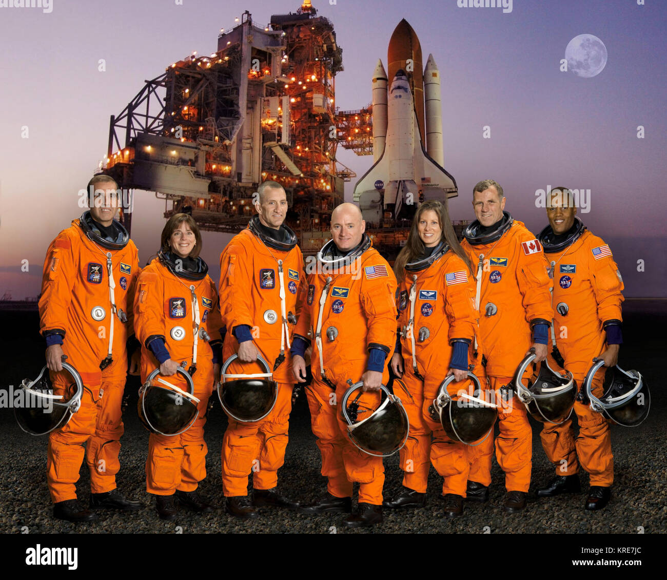 STS-118 crew lr Stock Photo - Alamy