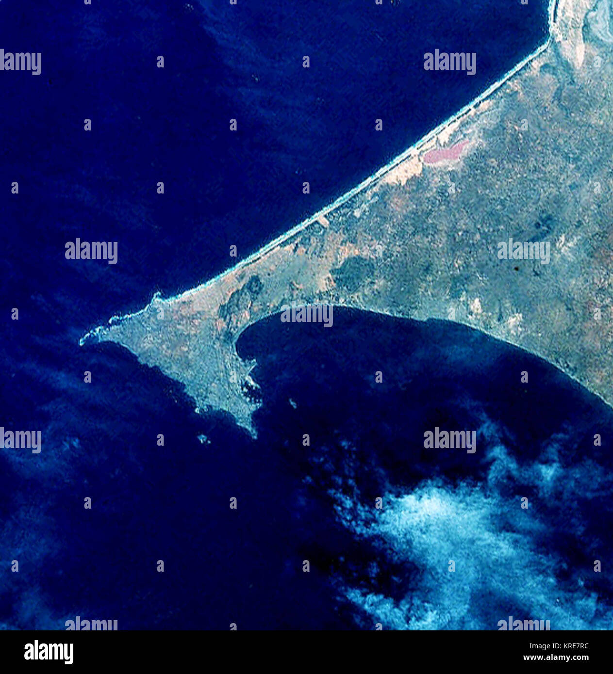 STS054 STS054-94-32-north-south orientation Stock Photo - Alamy