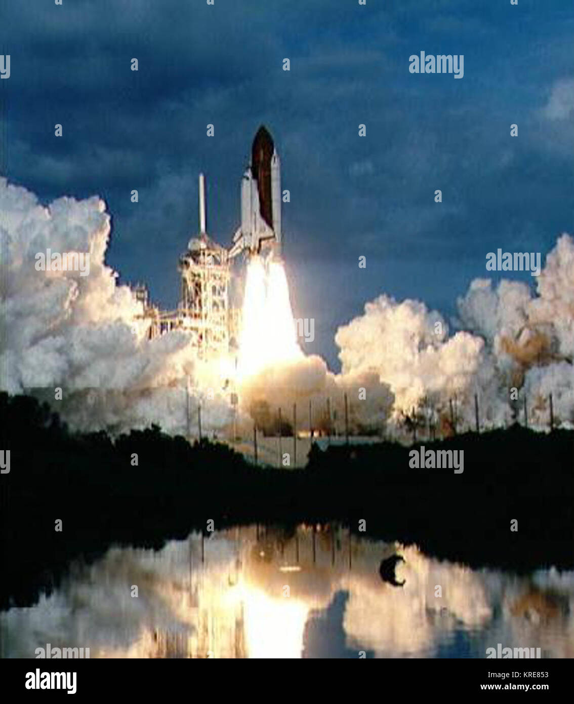 Sts 54 hi-res stock photography and images - Alamy