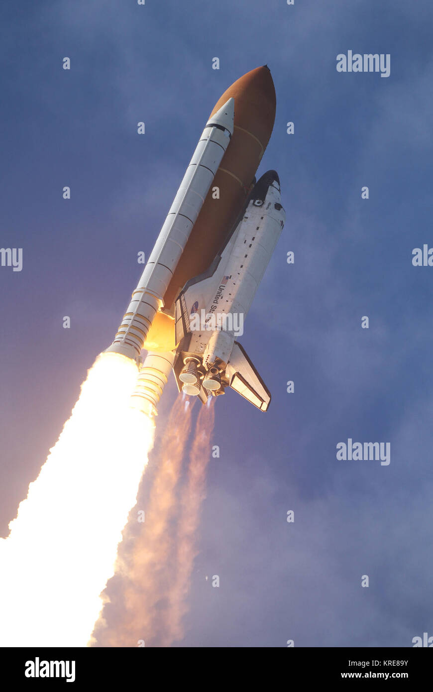 STS-129 Atlantis Launch 15 Stock Photo - Alamy