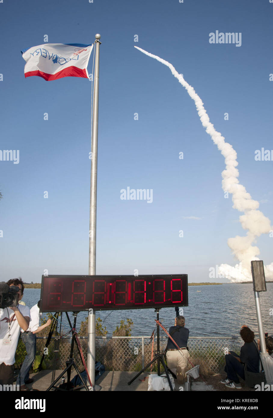 Space shuttle launch spectators hi-res stock photography and images - Alamy