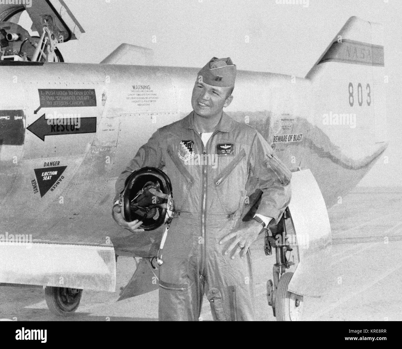 Capt Jerry Gentry by M2-F2 in 1966 Stock Photo - Alamy
