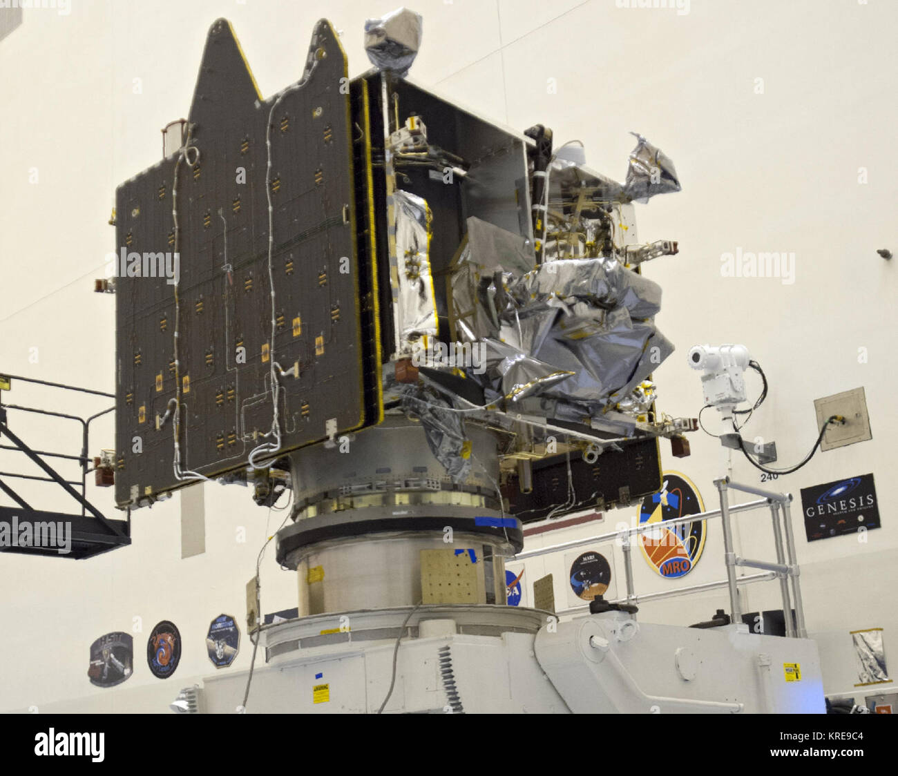 Technicians and engineers oversees the martian NASA's space probe MAVEN ...