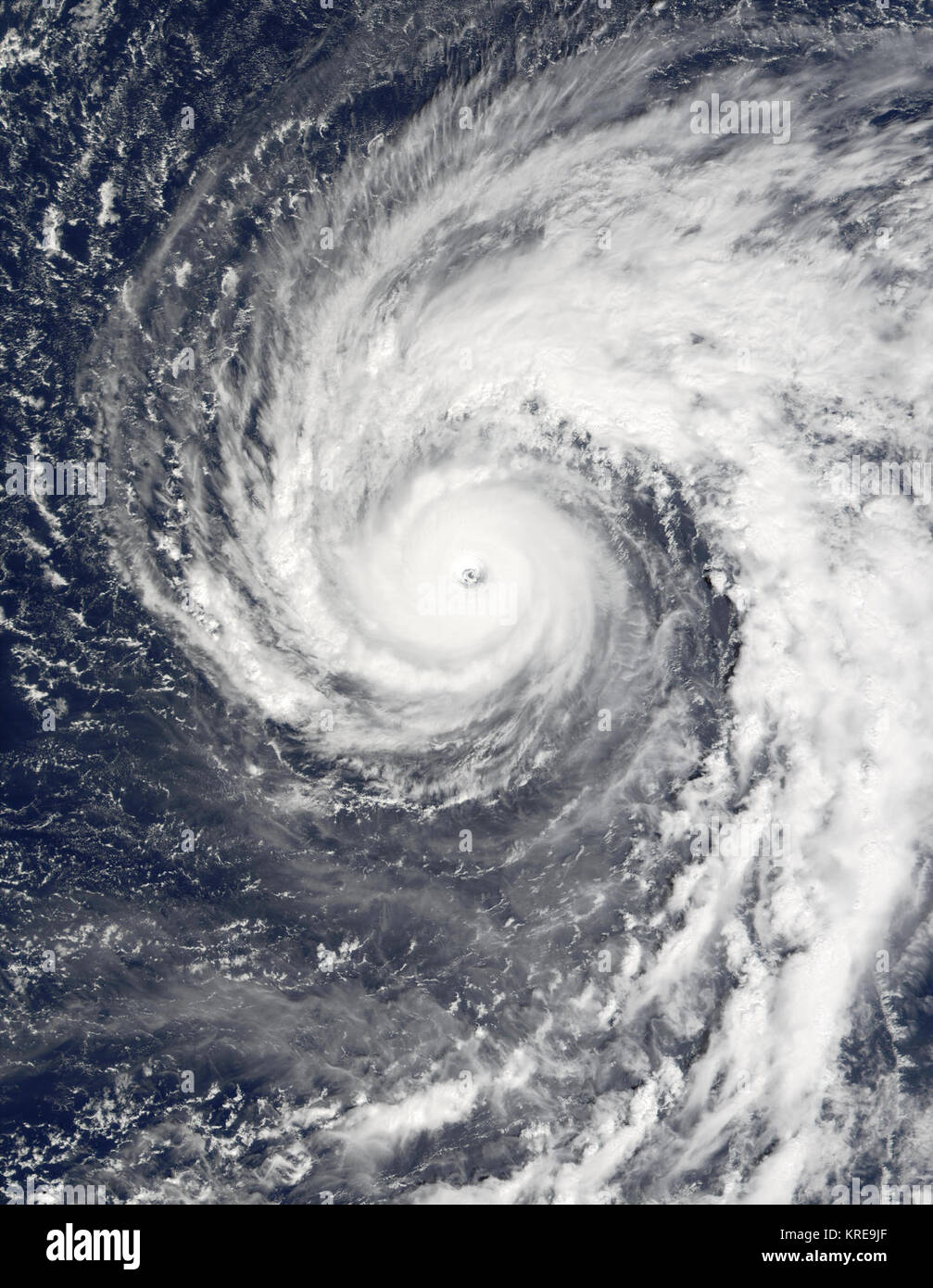 Typhoon Podul 24 oct 2001 0015Z Stock Photo - Alamy