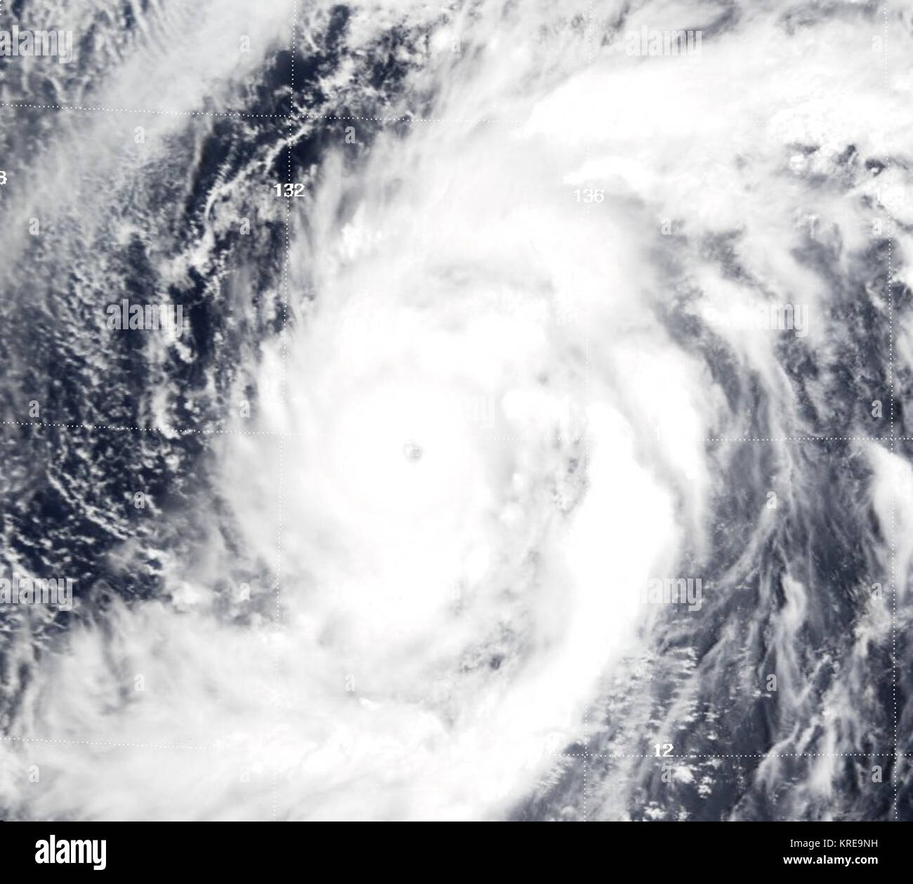 Typhoon Damrey 09 may 2000 0145Z Stock Photo - Alamy